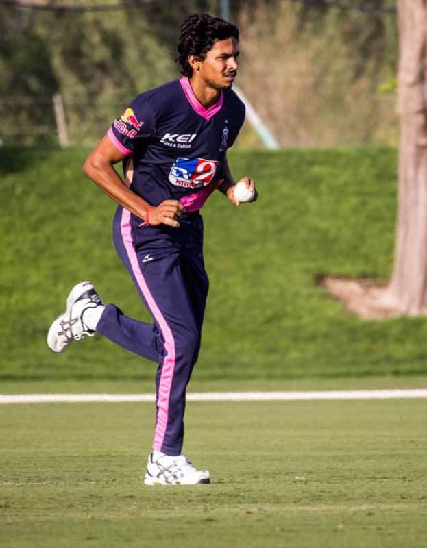 Akash Singh उम्र, हाइट, गर्लफ्रेंड, परिवार, Biography in Hindi - News ...