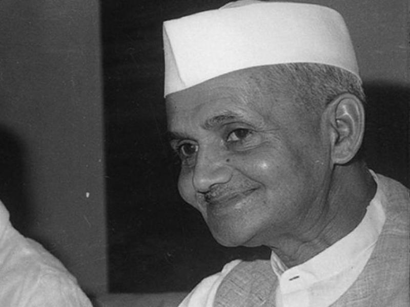 Lal Bahadur Shastri उम्र, Caste, पत्नी, बच्चे, परिवार, Biography in ...