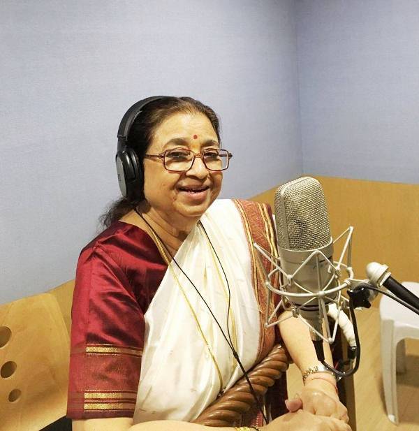 Usha Mangeshkar उम्र, पति, बच्चे, परिवार, Biography in Hindi - News ...